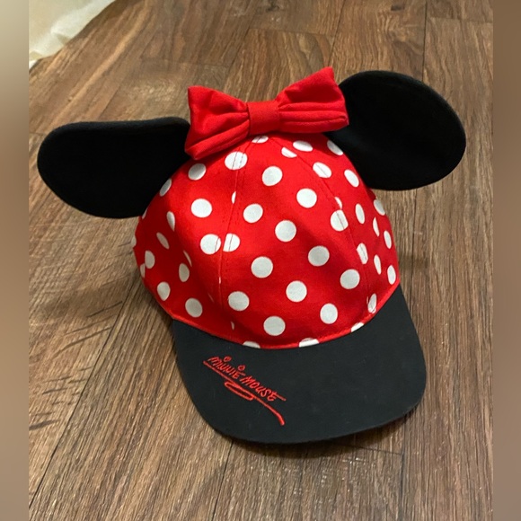 Disney | Accessories | Girls Youth Minnie Mouse Hat Cap Red White Polka ...